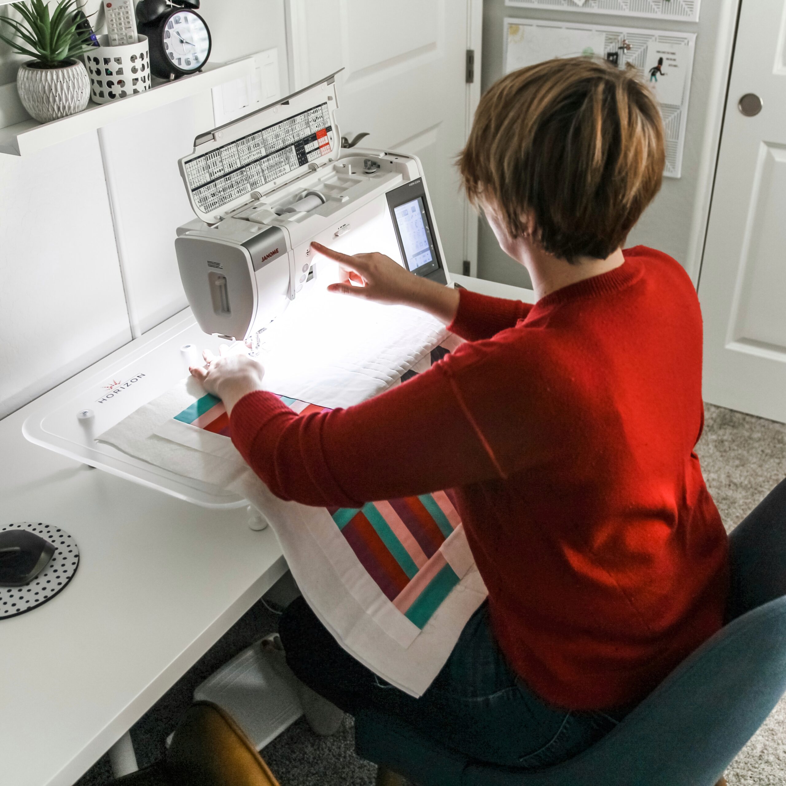 Quilting on your Janome & Holiday Pillow Patterns - Janome